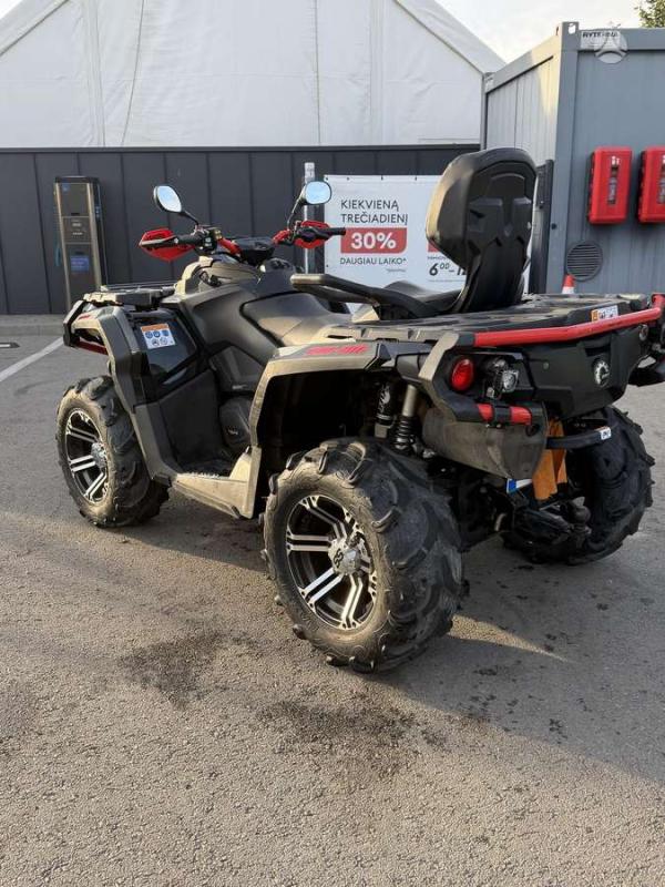 Черный Can-Am Outlander Max 2018 в Клайпеда, объемом двигателя 1.00 л и пробегом 4 тыс. км за 9500 €, фото 3 на AUTOMOTO.COM.LV