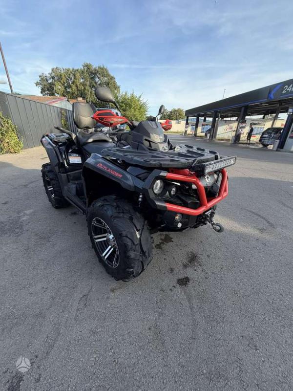 Черный Can-Am Outlander Max 2018 в Клайпеда, объемом двигателя 1.00 л и пробегом 4 тыс. км за 9500 €, фото 6 на AUTOMOTO.COM.LV