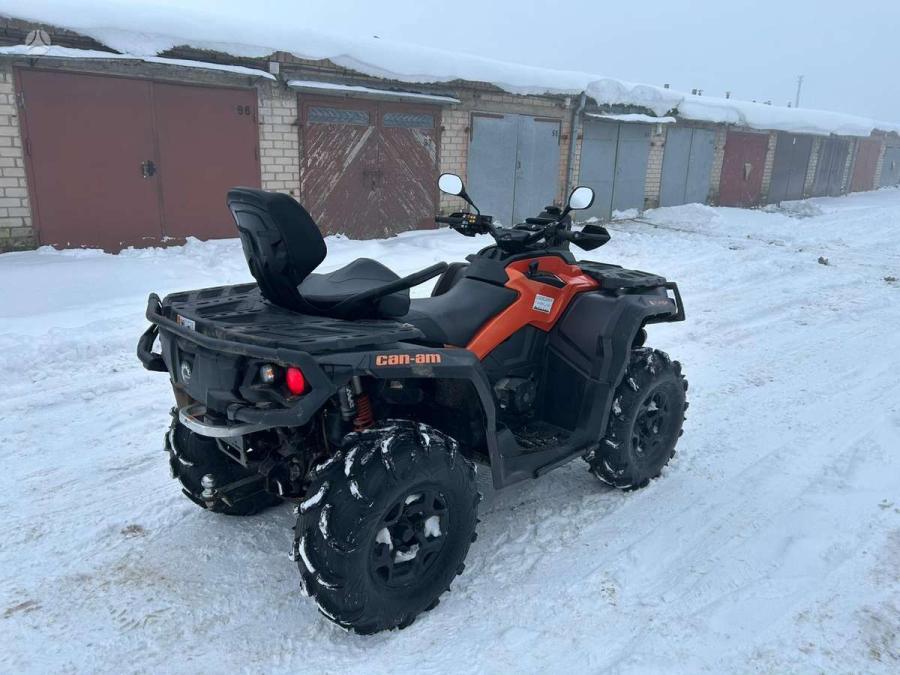 Black Can-Am Outlander Max 2021 in Taurage, with an engine capacity of 0.98 L and mileage of 3 thousand km for 11200 €, photo 2 on AUTOMOTO.COM.LV