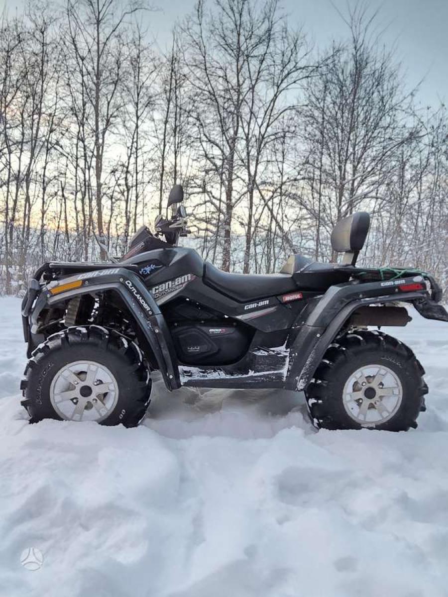 Green Can-Am Outlander Max 2007 in Panevezys, with an engine capacity of 0.80 L and mileage of 11 thousand km for 6800 €, photo 2 on AUTOMOTO.COM.LV