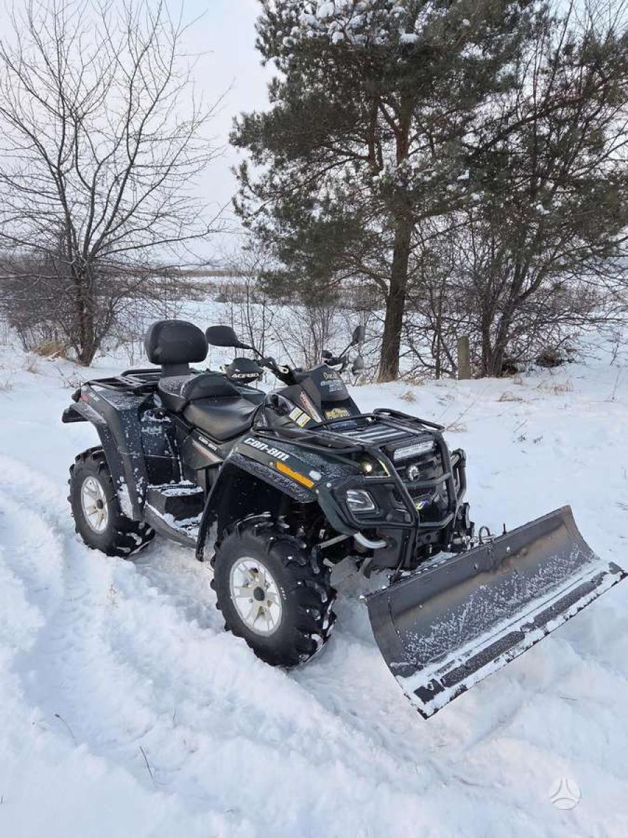 Green Can-Am Outlander Max 2007 in Panevezys, with an engine capacity of 0.80 L and mileage of 11 thousand km for 6800 €, photo 14 on AUTOMOTO.COM.LV