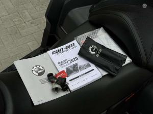 Серый Can-Am Outlander Max 2020 в Пренай, объемом двигателя 0.65 л и пробегом 8 тыс. км за 9350 €, фото 20 на AUTOMOTO.COM.LV