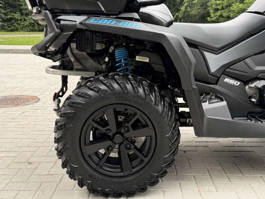 Серый Can-Am Outlander Max 2020 в Пренай, объемом двигателя 0.65 л и пробегом 8 тыс. км за 9350 €, фото 25 на AUTOMOTO.COM.LV