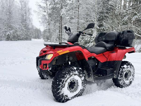 Can-Am Outlander Max 2011 в Вильнюс, объемом двигателя 0.40 л и пробегом 5 тыс. км за 4500 €, фото 1 на AUTOMOTO.COM.LV