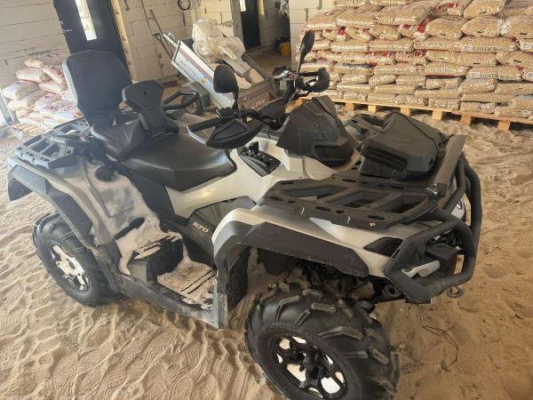 Can-Am Outlander Max 2017 в Кельме, объемом двигателя 0.57 л и пробегом 9 тыс. км за 7600 €, фото 2 на AUTOMOTO.COM.LV