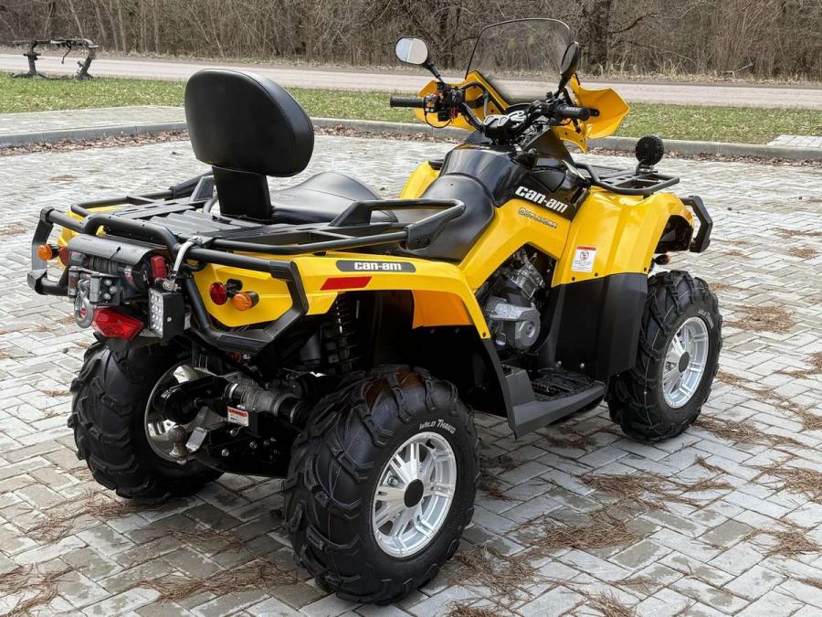Yellow Can-Am Outlander Max 2010 in Prienai, with an engine capacity of 0.65 L and mileage of 3 thousand km for 6350 €, photo 3 on AUTOMOTO.COM.LV