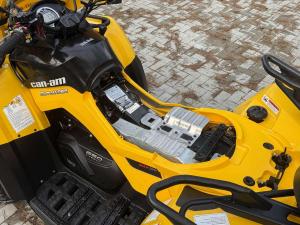 Yellow Can-Am Outlander Max 2010 in Prienai, with an engine capacity of 0.65 L and mileage of 3 thousand km for 6350 €, photo 23 on AUTOMOTO.COM.LV