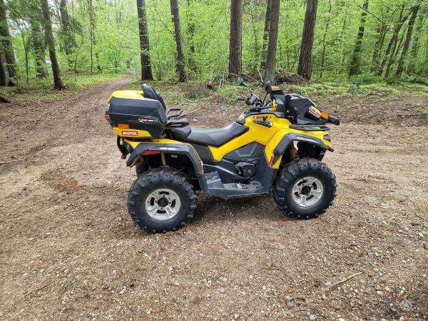 Yellow Can-Am Outlander Max 2016 in Kaunas, with an engine capacity of 0.80 L and mileage of 15 thousand km for 8250 €, photo 3 on AUTOMOTO.COM.LV