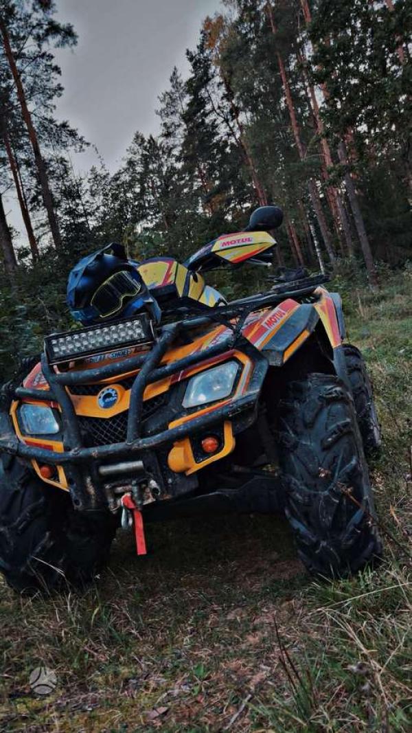 Can-Am Outlander 2008 в Варена, объемом двигателя 0.50 л и пробегом 8 тыс. км за 5000 €, фото 1 на AUTOMOTO.COM.LV