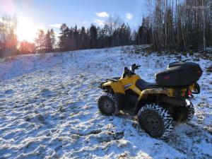 Can-Am Outlander 2010 Prienai, ar dzinēja tilpumu 0.65 L un nobraukumu 4 tūkst. km par 4200 €, foto 4 vietnē AUTOMOTO.COM.LV