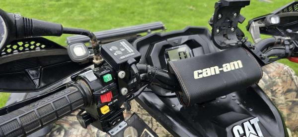Can-Am Outlander 2013 in Kretinga, with an engine capacity of 1.00 L and mileage of 16 thousand km for 7600 €, photo 9 on AUTOMOTO.COM.LV