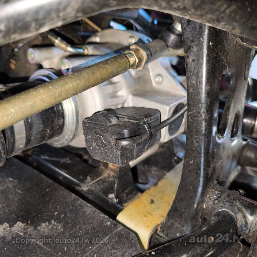 Can-Am Outlander 2014 в Таллин, объемом двигателя 1.00 л и пробегом 3 тыс. км за 10500 €, фото 12 на AUTOMOTO.COM.LV