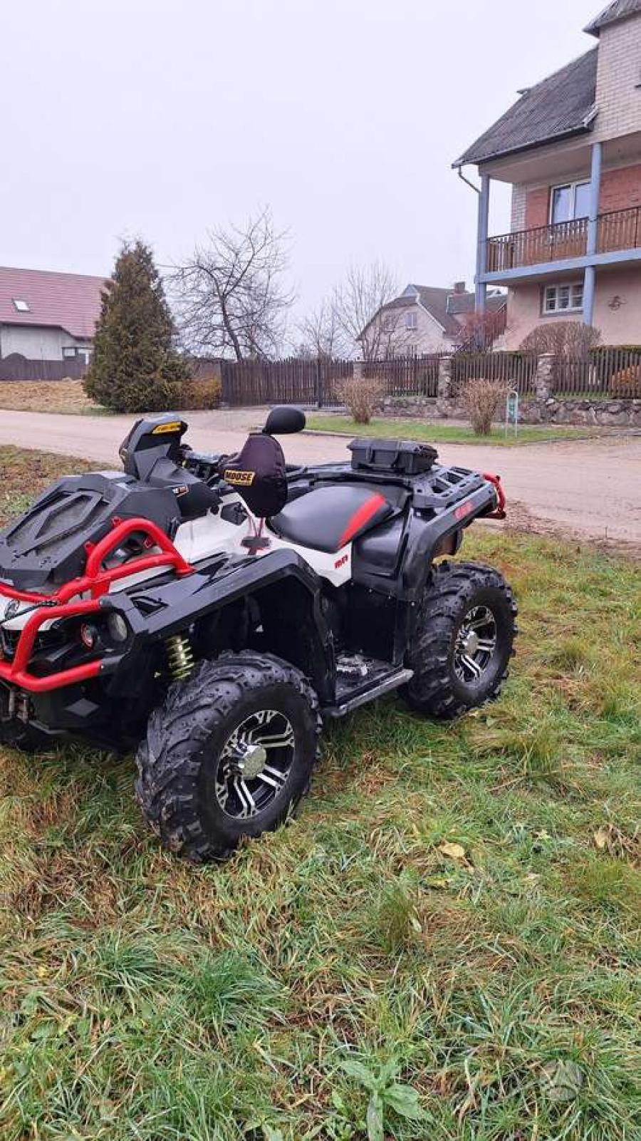 Can-Am Outlander 2016 Telšiai, ar dzinēja tilpumu 1.00 L un nobraukumu 3 tūkst. km par 10500 €, foto 6 vietnē AUTOMOTO.COM.LV