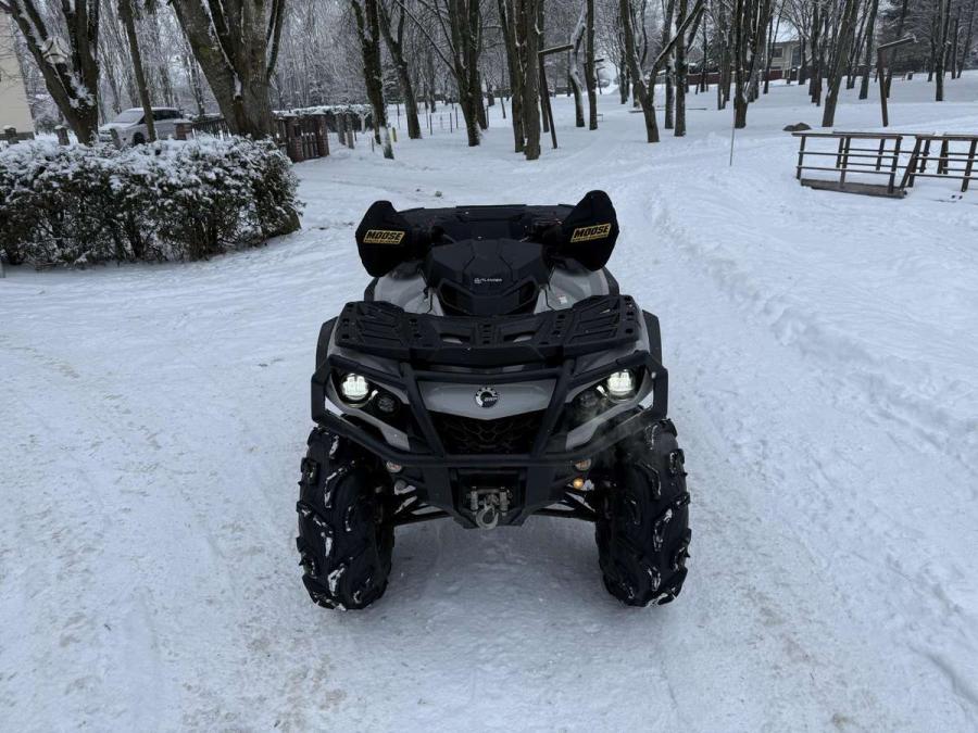 Can-Am Outlander 2017 Kauņa, ar dzinēja tilpumu 1.00 L un nobraukumu 5 tūkst. km par 9850 €, foto 4 vietnē AUTOMOTO.COM.LV