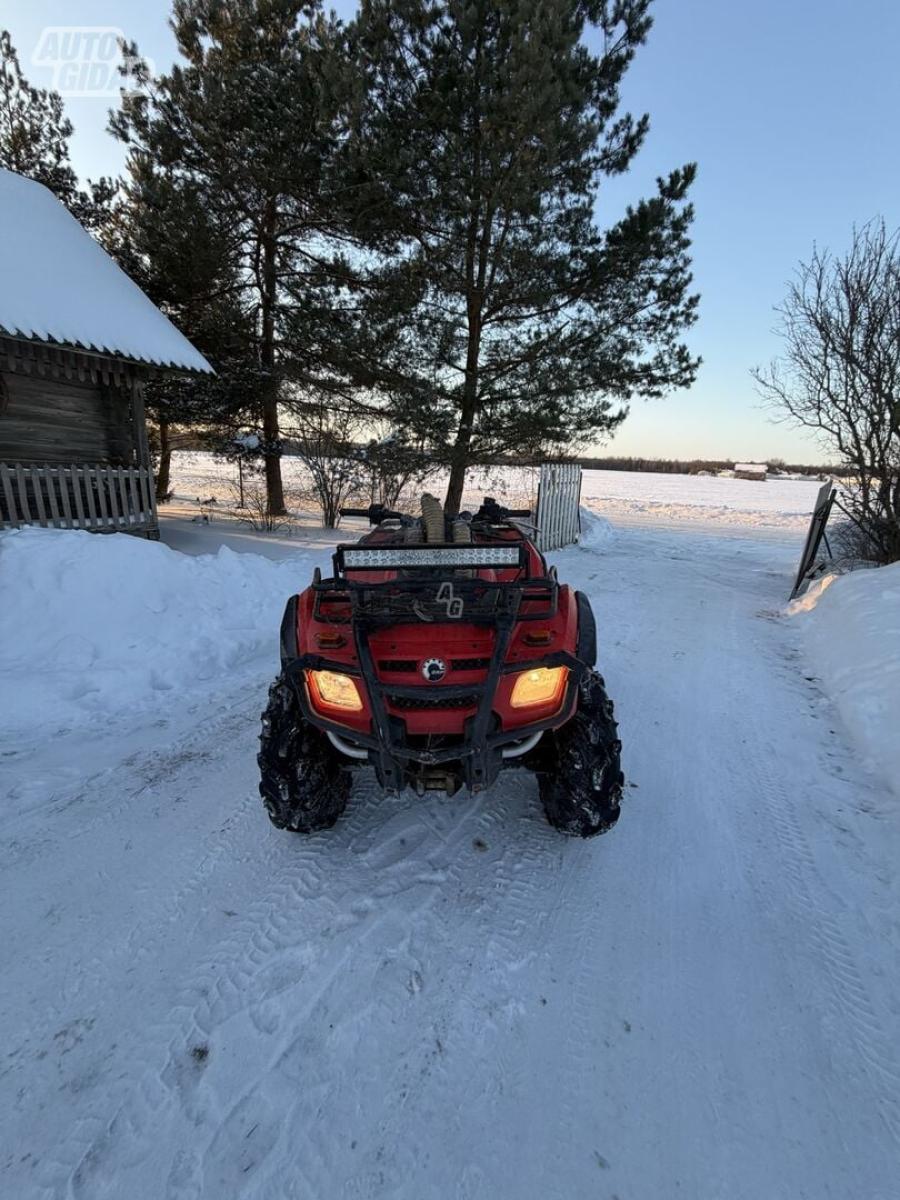 Red Can-Am Outlander 2007 in Panevezys, with an engine capacity of 0.80 L and mileage of 10 thousand km for 2850 €, photo 4 on AUTOMOTO.COM.LV