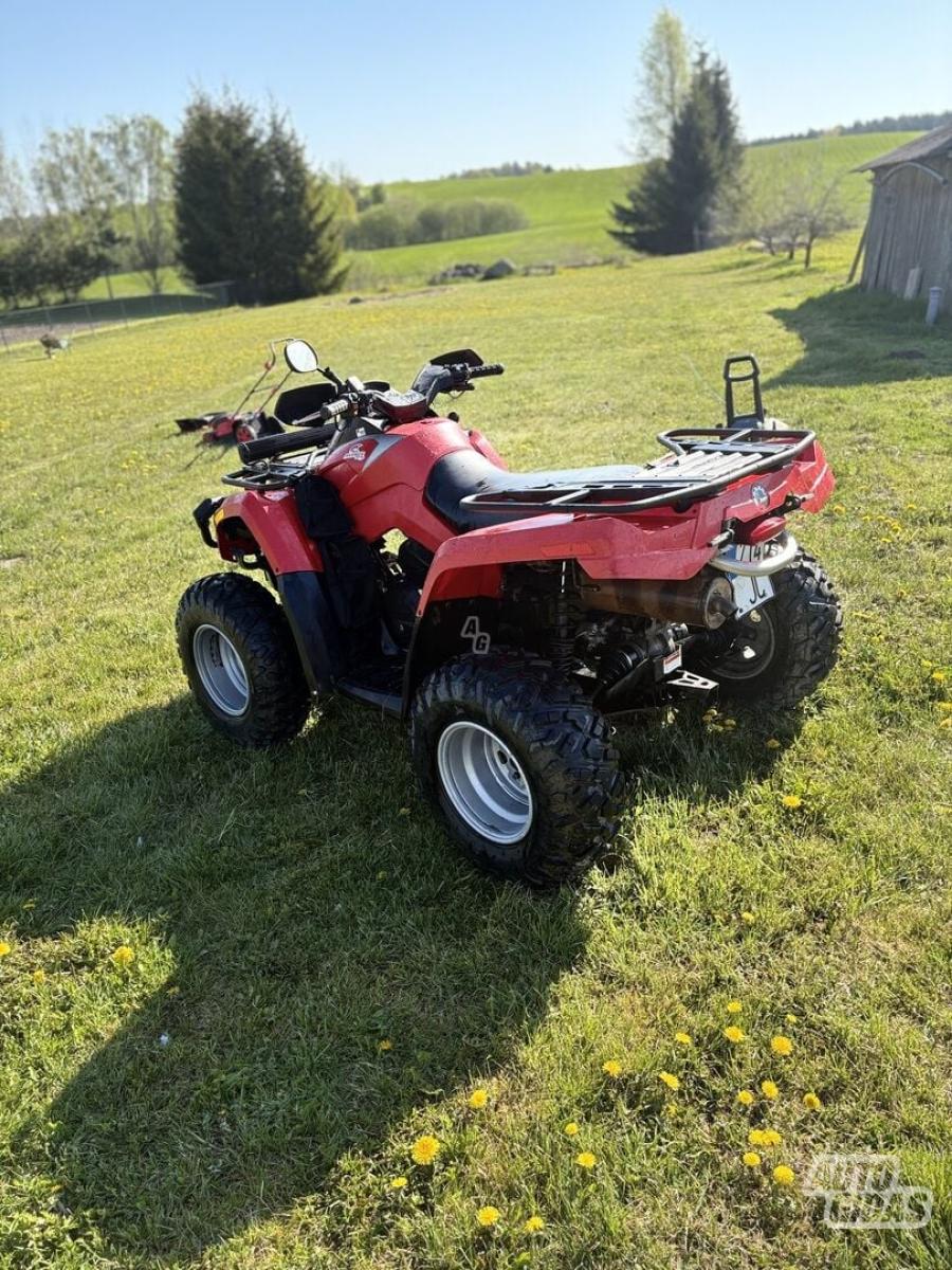 Red Can-Am Outlander 2009 in Alytus, with an engine capacity of 0.80 L and mileage of 0 thousand km for 5500 €, photo 8 on AUTOMOTO.COM.LV