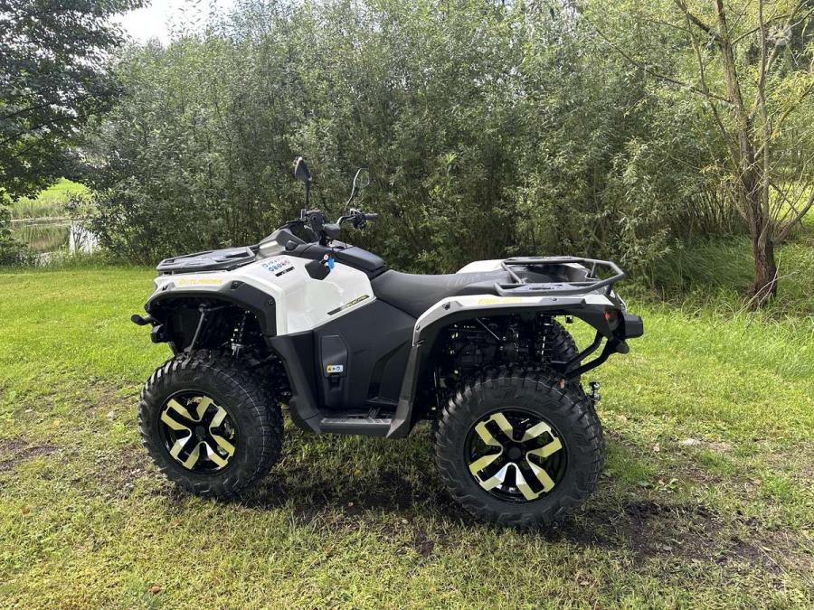 White Can-Am Outlander 2026 in Kaunas, with an engine capacity of 0.00 L and mileage of 0 thousand km for 15390 €, photo 8 on AUTOMOTO.COM.LV