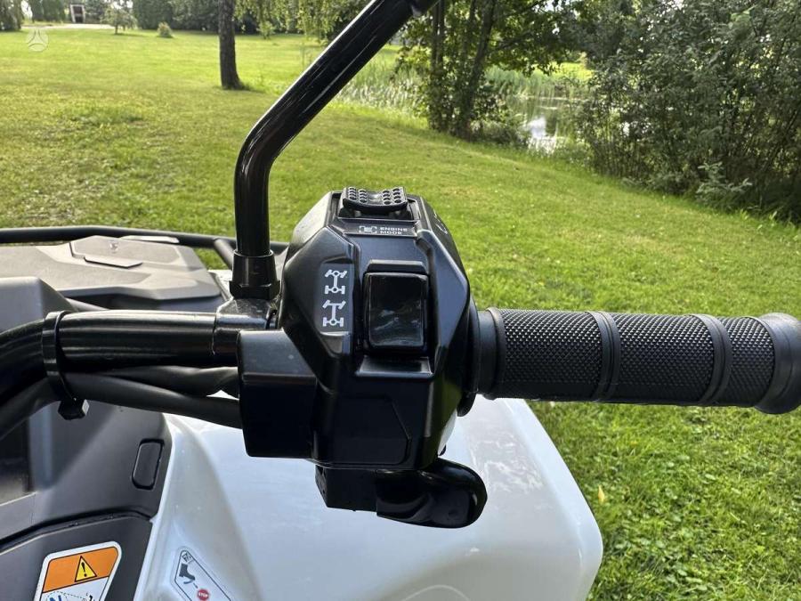 White Can-Am Outlander 2026 in Kaunas, with an engine capacity of 0.00 L and mileage of 0 thousand km for 15390 €, photo 21 on AUTOMOTO.COM.LV