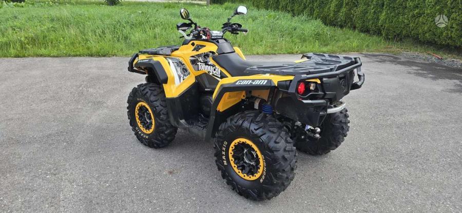 Yellow Can-Am Outlander 2013 in Kaunas, with an engine capacity of 1.00 L and mileage of 9 thousand km for 9999 €, photo 8 on AUTOMOTO.COM.LV
