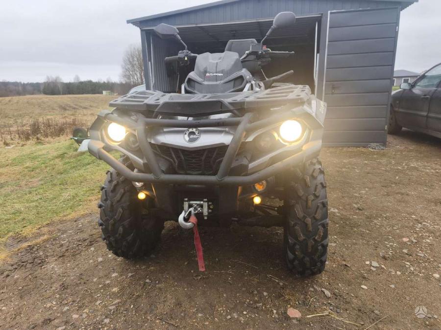 Dzeltens Can-Am Outlander 2015 Viļņa, ar dzinēja tilpumu 1.00 L un nobraukumu 3 tūkst. km par 12000 €, foto 21 vietnē AUTOMOTO.COM.LV
