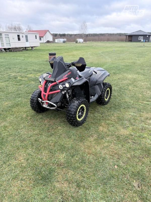 Black Can-Am Renegade 2018 in Kaunas, with an engine capacity of 1.00 L and mileage of 9 thousand km for 9000 €, photo 3 on AUTOMOTO.COM.LV
