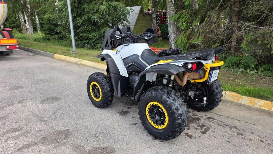 Can-Am Renegade 2023 Šakiai, ar dzinēja tilpumu 1.00 L un nobraukumu 3 tūkst. km par 13000 €, foto 4 vietnē AUTOMOTO.COM.LV
