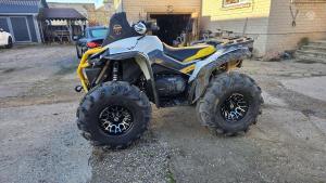 Can-Am Renegade 2023 Šakiai, ar dzinēja tilpumu 1.00 L un nobraukumu 3 tūkst. km par 13000 €, foto 17 vietnē AUTOMOTO.COM.LV