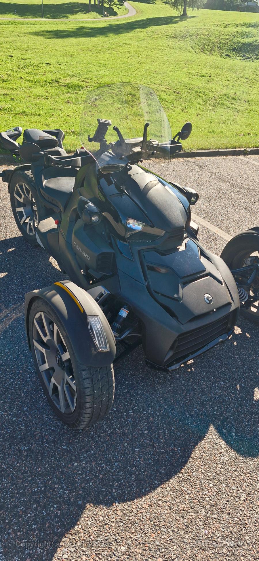 Black Can-Am Ryker 2019 in Viljandi, with an engine capacity of 0.90 L and mileage of 16 thousand km for 7500 €, photo 1 on AUTOMOTO.COM.LV