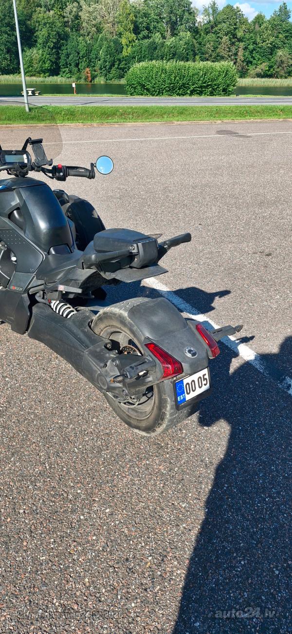 Black Can-Am Ryker 2019 in Viljandi, with an engine capacity of 0.90 L and mileage of 16 thousand km for 7500 €, photo 5 on AUTOMOTO.COM.LV