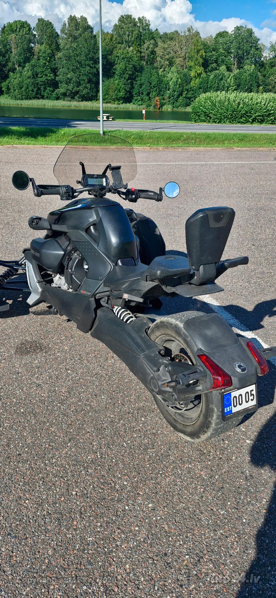 Black Can-Am Ryker 2019 in Viljandi, with an engine capacity of 0.90 L and mileage of 16 thousand km for 7500 €, photo 10 on AUTOMOTO.COM.LV