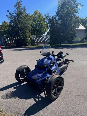 Blue Can-Am Ryker 2020 in Riga, with an engine capacity of 0.90 L and mileage of 9 thousand km for 7050 €, photo 4 on AUTOMOTO.COM.LV