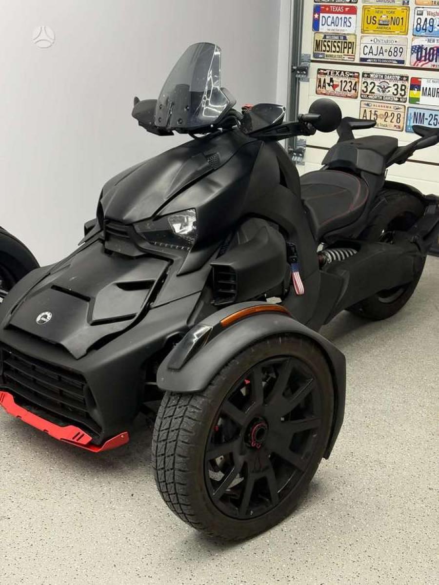 Can-Am Ryker 2020 in Kelme, with an engine capacity of 0.90 L and mileage of 12 thousand km for 9499 €, photo 6 on AUTOMOTO.COM.LV