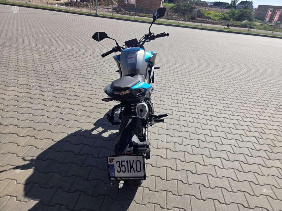 CFMOTO 125 NK 2026 in Kaunas, with an engine capacity of 0.00 L and mileage of 0 thousand km for 2900 €, photo 5 on AUTOMOTO.COM.LV