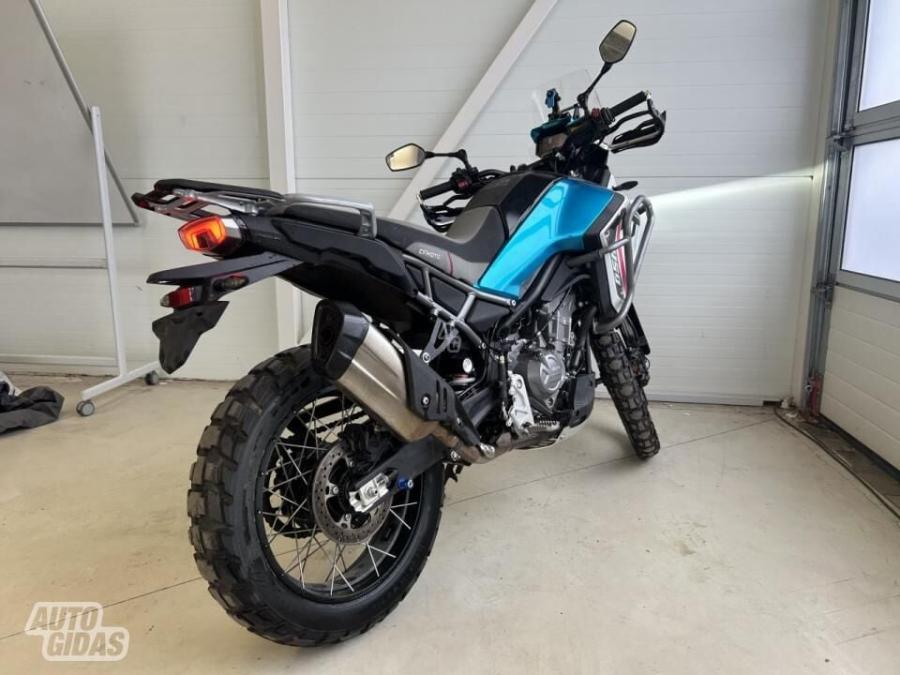 Blue CFMOTO 450 MT 2025 in Radviliskis, with an engine capacity of 0.45 L and mileage of 7 thousand km for 4250 €, photo 5 on AUTOMOTO.COM.LV