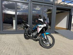 CFMOTO 450 MT 2025 Kauņa vietnē Zils CFMOTO 450 MT 2025 Kauņa, ar dzinēja tilpumu 0.45 L un nobraukumu 2 tūkst. km par 5800 €, foto 1 vietnē AUTOMOTO.COM.LV