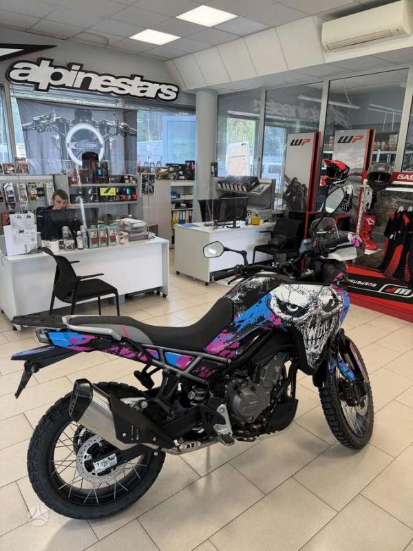 Blue CFMOTO 450 MT 2026 in Vilnius, with an engine capacity of 0.45 L and mileage of 0 thousand km for 5999 €, photo 5 on AUTOMOTO.COM.LV