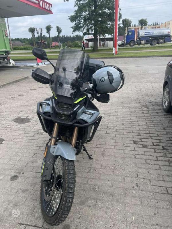 Pelēks CFMOTO 450 MT 2024 Viļņa, ar dzinēja tilpumu 0.45 L un nobraukumu 5 tūkst. km par 5450 €, foto 1 vietnē AUTOMOTO.COM.LV
