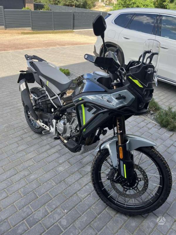 Pelēks CFMOTO 450 MT 2024 Viļņa, ar dzinēja tilpumu 0.45 L un nobraukumu 5 tūkst. km par 5450 €, foto 4 vietnē AUTOMOTO.COM.LV