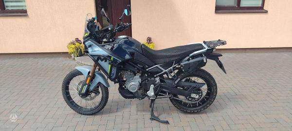 Grey CFMOTO 450 MT 2025 in Kaunas, with an engine capacity of 0.45 L and mileage of 20 thousand km for 4800 €, photo 2 on AUTOMOTO.COM.LV