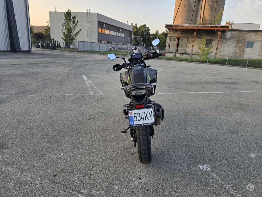 Grey CFMOTO 450 MT 2025 in Siauliai, with an engine capacity of 0.45 L and mileage of 2 thousand km for 5300 €, photo 4 on AUTOMOTO.COM.LV