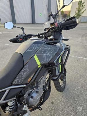 Grey CFMOTO 450 MT 2025 in Siauliai, with an engine capacity of 0.45 L and mileage of 2 thousand km for 5300 €, photo 8 on AUTOMOTO.COM.LV