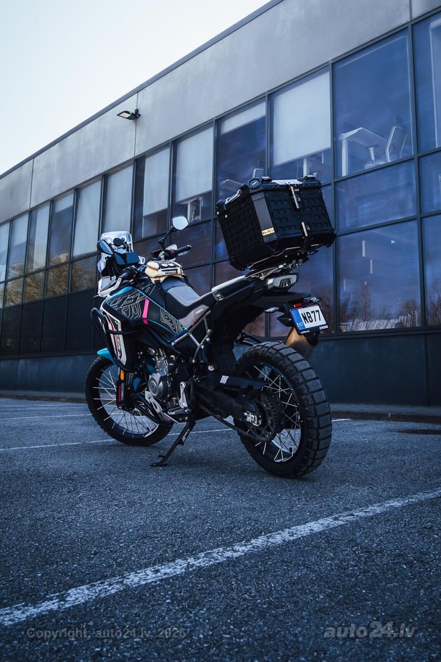 CFMOTO 450 MT 2024 Viljandi, ar dzinēja tilpumu 0.45 L un nobraukumu 8 tūkst. km par 5500 €, foto 9 vietnē AUTOMOTO.COM.LV
