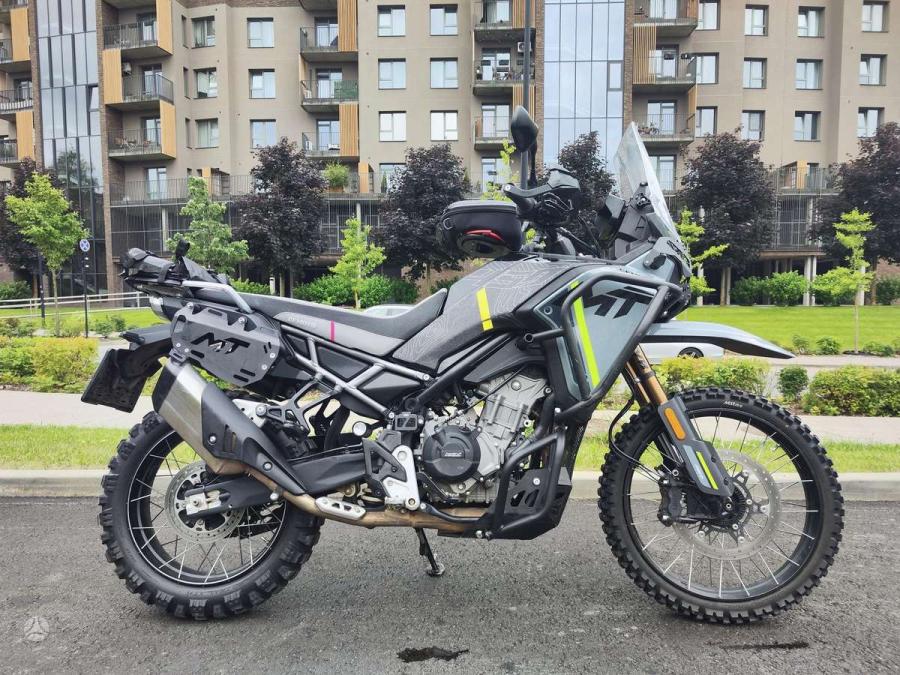 CFMOTO 450 MT 2024 in Vilnius, with an engine capacity of 0.45 L and mileage of 7 thousand km for 5800 €, photo 1 on AUTOMOTO.COM.LV