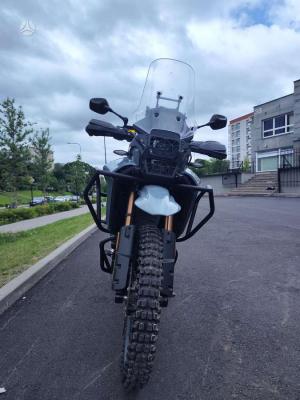 CFMOTO 450 MT 2024 in Vilnius, with an engine capacity of 0.45 L and mileage of 7 thousand km for 5800 €, photo 4 on AUTOMOTO.COM.LV
