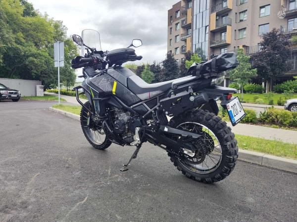 CFMOTO 450 MT 2024 in Vilnius, with an engine capacity of 0.45 L and mileage of 7 thousand km for 5800 €, photo 5 on AUTOMOTO.COM.LV