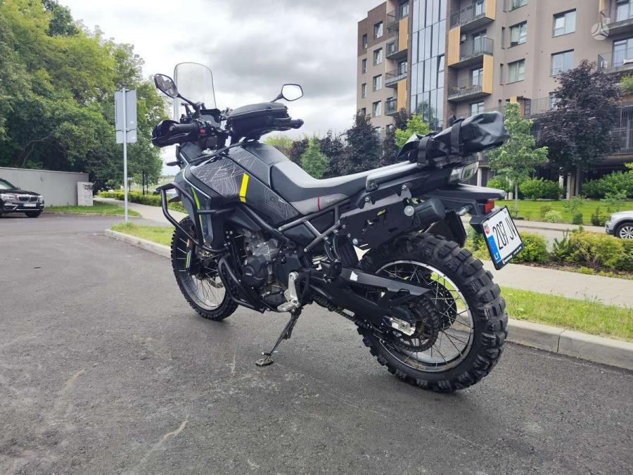 CFMOTO 450 MT 2024 in Vilnius, with an engine capacity of 0.45 L and mileage of 7 thousand km for 5800 €, photo 6 on AUTOMOTO.COM.LV