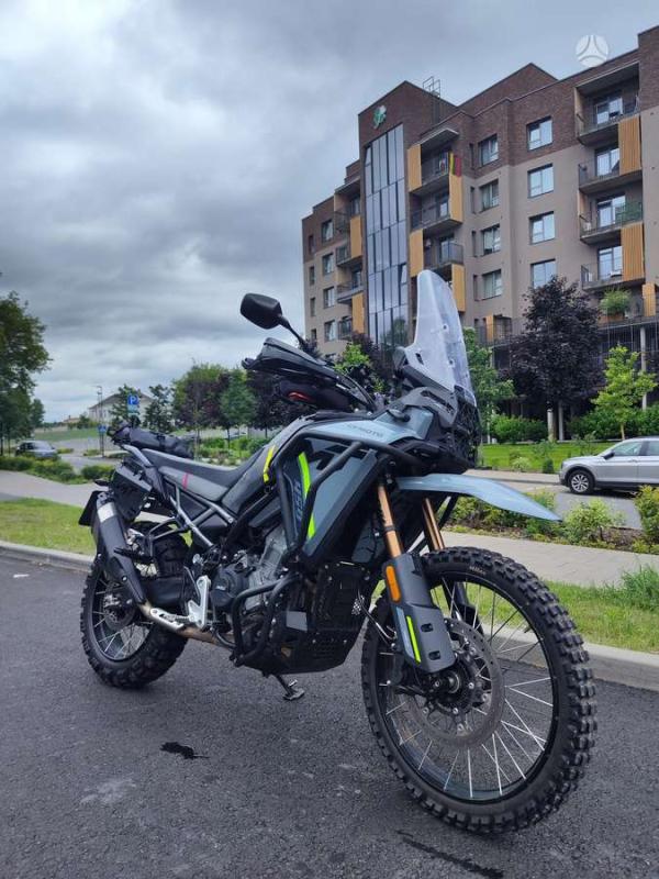 CFMOTO 450 MT 2024 in Vilnius, with an engine capacity of 0.45 L and mileage of 7 thousand km for 5800 €, photo 8 on AUTOMOTO.COM.LV