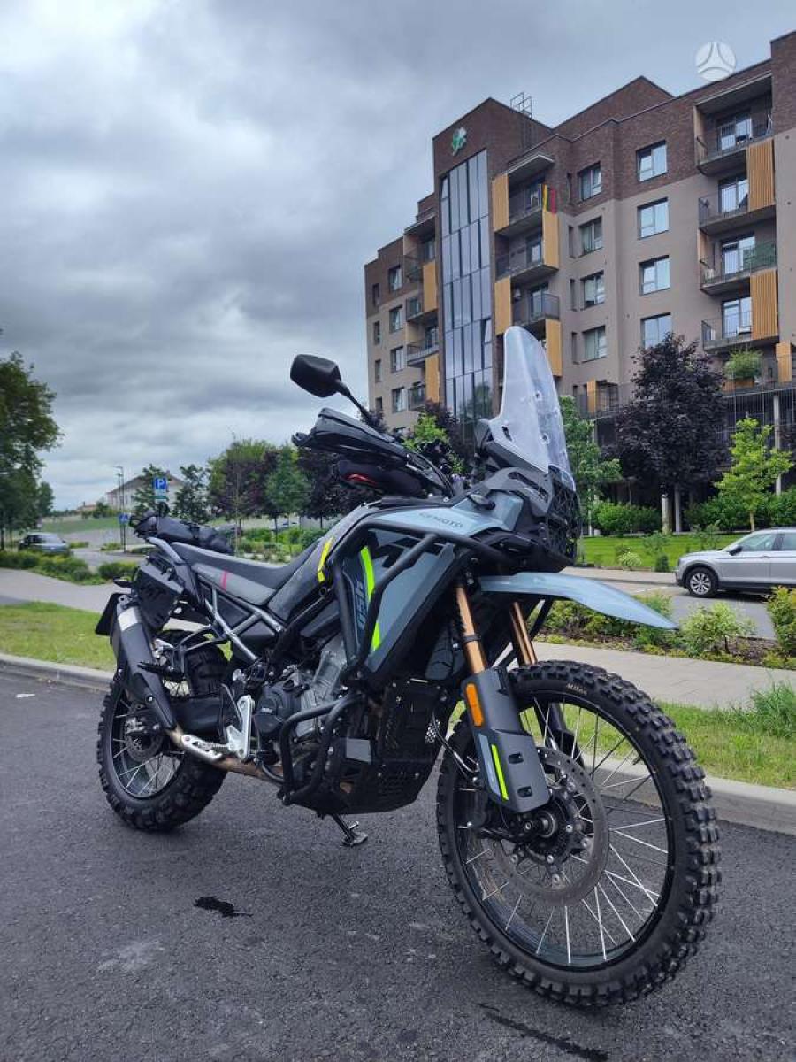 CFMOTO 450 MT 2024 in Vilnius, with an engine capacity of 0.45 L and mileage of 7 thousand km for 5800 €, photo 9 on AUTOMOTO.COM.LV