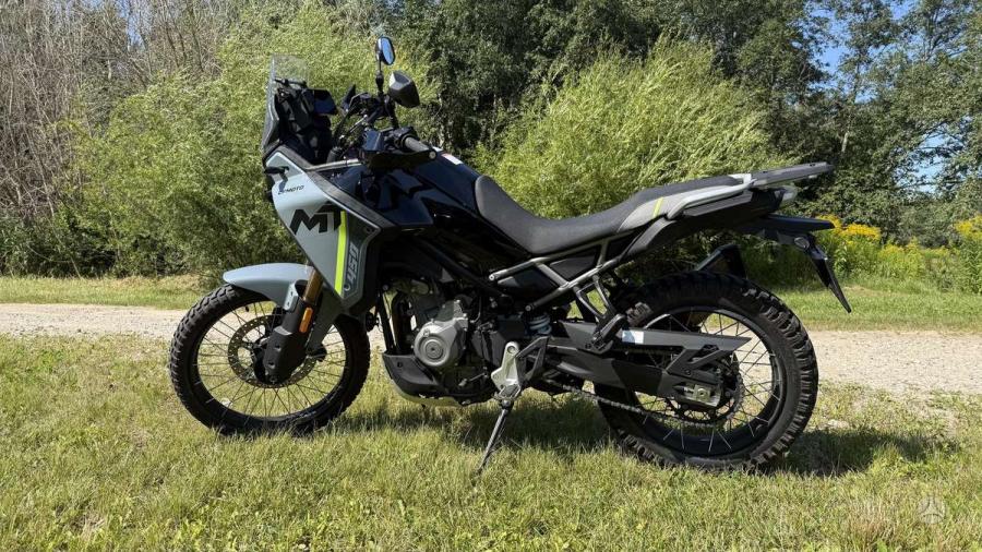 CFMOTO 450 MT 2024 in Vilnius, with an engine capacity of 0.45 L and mileage of 16 thousand km for 5390 €, photo 4 on AUTOMOTO.COM.LV