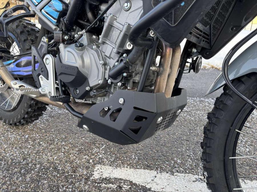 CFMOTO 450 MT 2025 Telšiai, ar dzinēja tilpumu 0.45 L un nobraukumu 4 tūkst. km par 5500 €, foto 7 vietnē AUTOMOTO.COM.LV